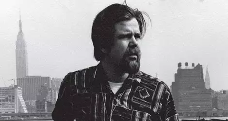 새로운 Dave Van Ronk 편집은 1959년부터 2002년까지의 오래된 즐겨찾기와 들어본 적이 없는 트랙을 제공합니다.