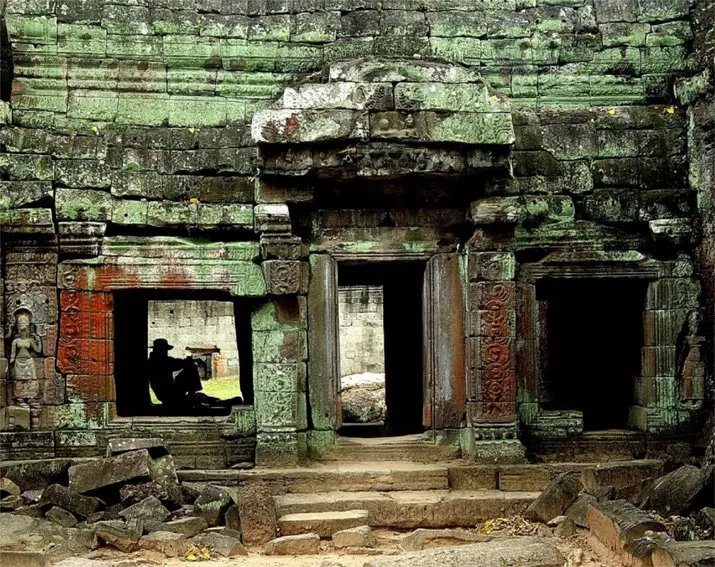 Tusmada ugu hooseysa ee Angkor Wat 18933_2