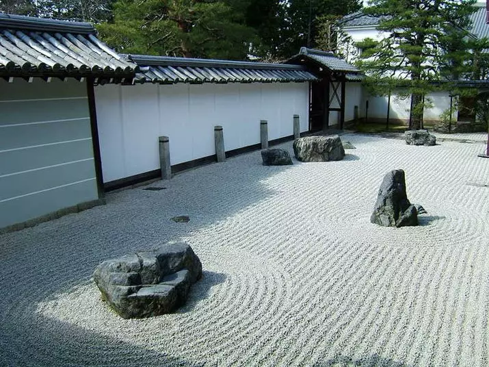 Ọgba Tranquil Zen ti Kyoto 18964_2