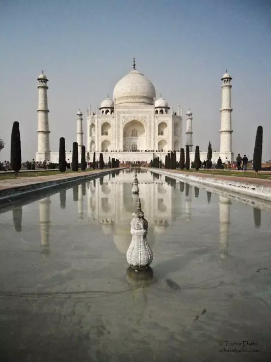 Taj Mahal ကို ပြန်လည်တည်ဆောက်ခြင်း။ 19124_5