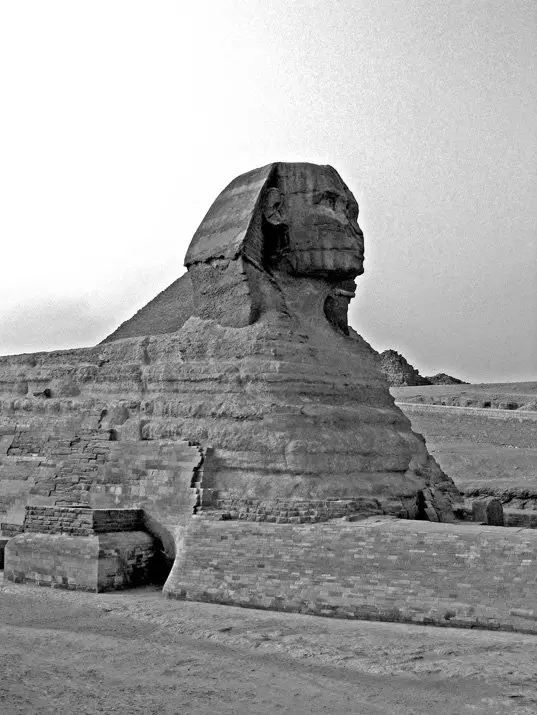 Chee echiche banyere pyramid nke Giza 19141_3