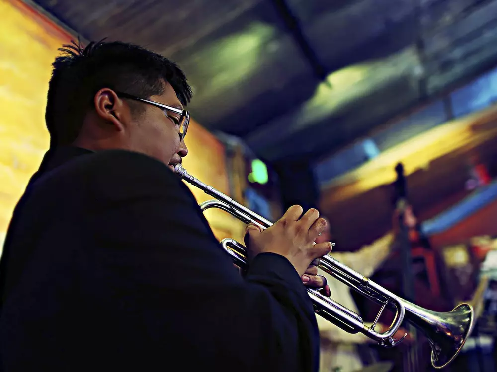 "The Swing of the Navajo Heartbeat en de improvisatie van Navajo Chants" - Muzikant Delbert Anderson