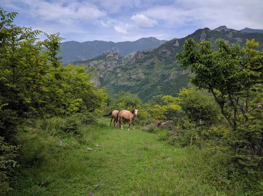 Yuav ua li cas Armenia npaj los ua Tus Tom ntej Ntiaj Teb-Class Hiking Destination 19627_9