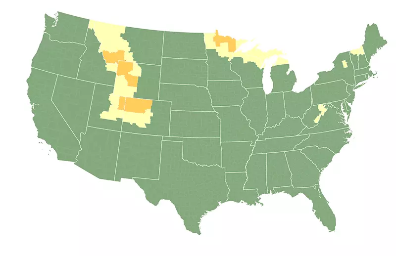 GIF, amely a változó őszi lombmintákat mutatja az Egyesült Államok térképén