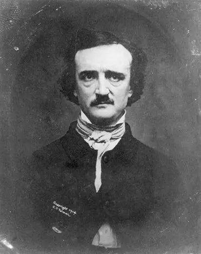 Ngaba uyamlibala u-Edgar Allan Poe? Ungaphindi! 19891_2