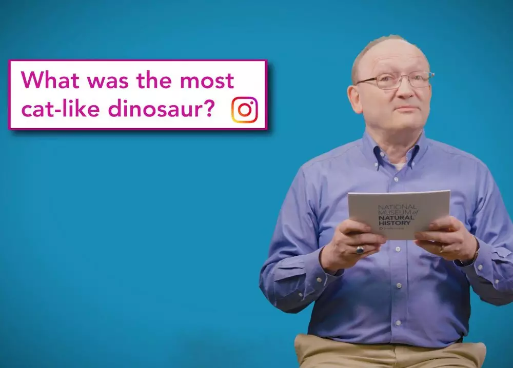 Smithsonian paleontologist, Hans Sues, anopindura mibvunzo yako muNational Museum of Natural History's Deep Time YouTube series, "Chiremba Arimo." (Smithsonian Institution)