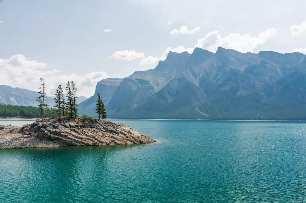 This Canadian Lake Hides an Underwater Ghost Town