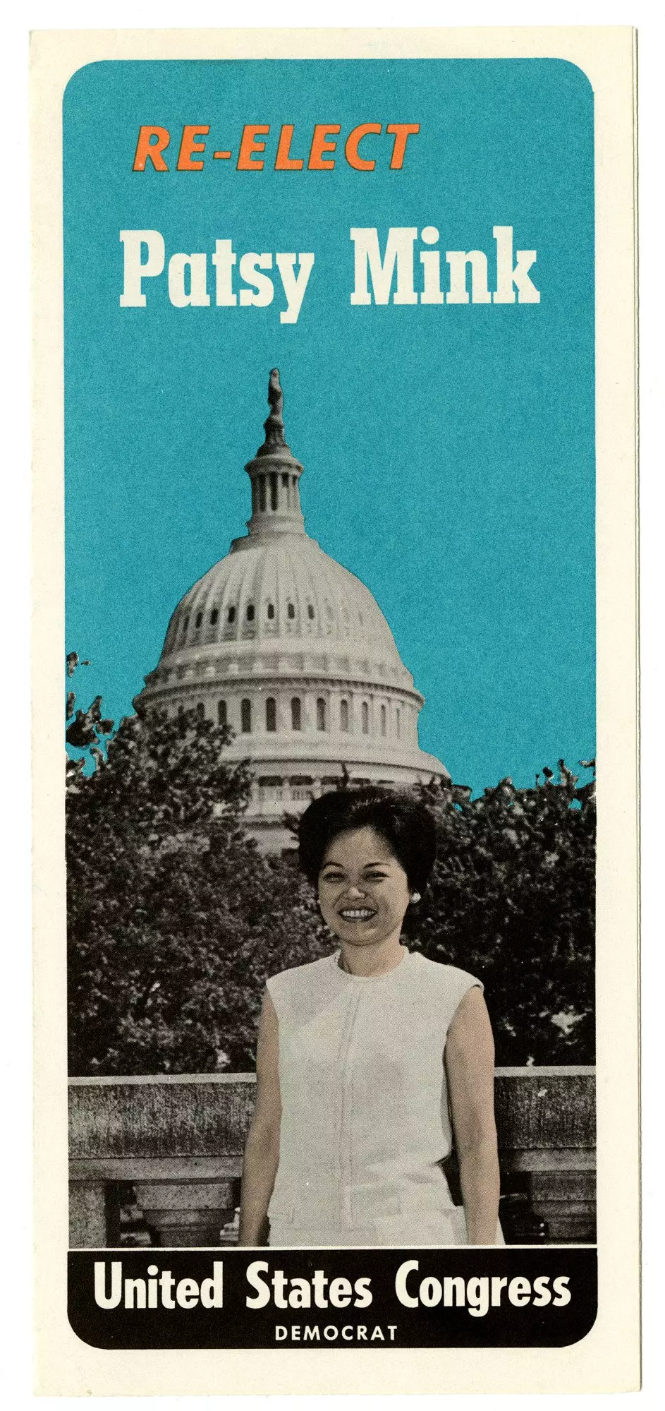 Foto a colori di Patsy Mink davanti al Campidoglio degli Stati Uniti