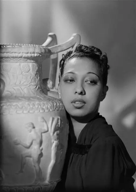 Performer Josephine Baker bliver den første sorte kvinde begravet i Paris' Panthéon 20540_3