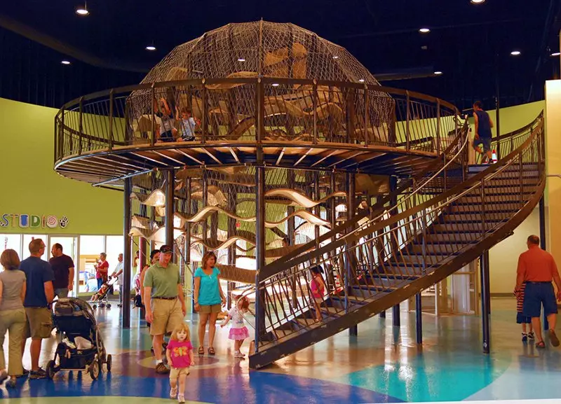 King of the Playground, Spencer Luckey, Builds Climbers That Are Engineering Marvels 20886_1