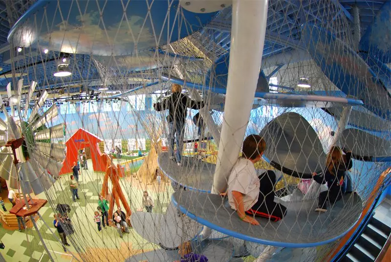 King of the Playground, Spencer Luckey, Builds Climbers That Are Engineering Marvels 20886_16