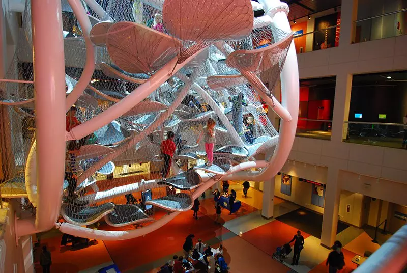 King of the Playground, Spencer Luckey, Builds Climbers That Are Engineering Marvels 20886_8