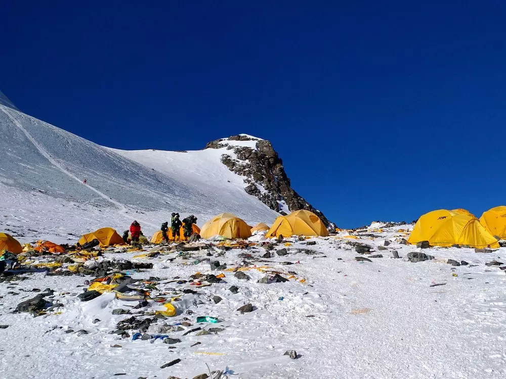 Encombrement de l'Everest