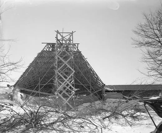 Zowonjezera Zobiriwira ku Nyumba Yamisonkhano ya Frank Lloyd Wright 21905_9