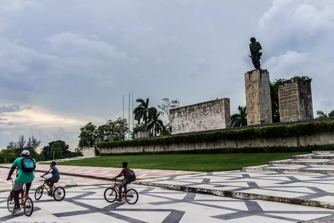 I-Cuba Ikhumbula Kanjani Inguquko Yayo Yakudala Neyamanje 22089_13