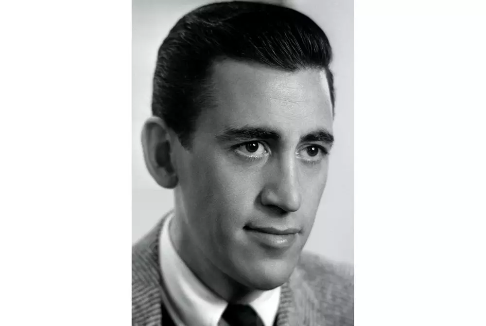 J._D._Salinger_(Rye_хөрөг дэх_барьдагч).jpg