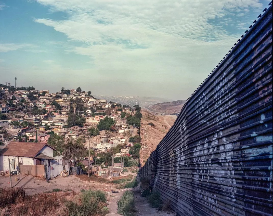 Sînorê DY-Meksîkayê li Tijuana û San Ysidro