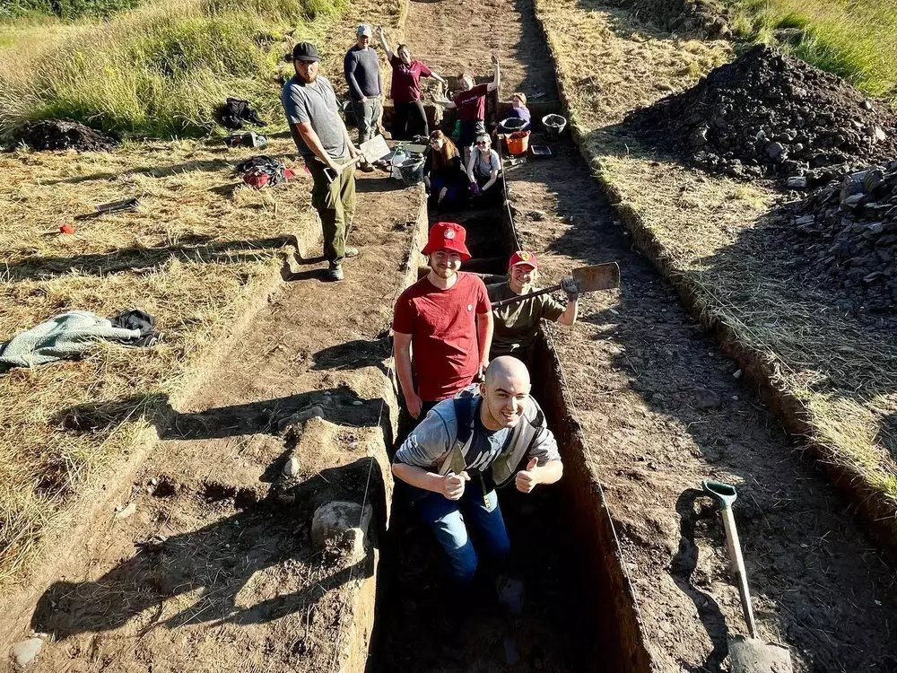 Tajomná mohyla na anglickom panstve môže ukrývať pozostatky stredovekého hradu