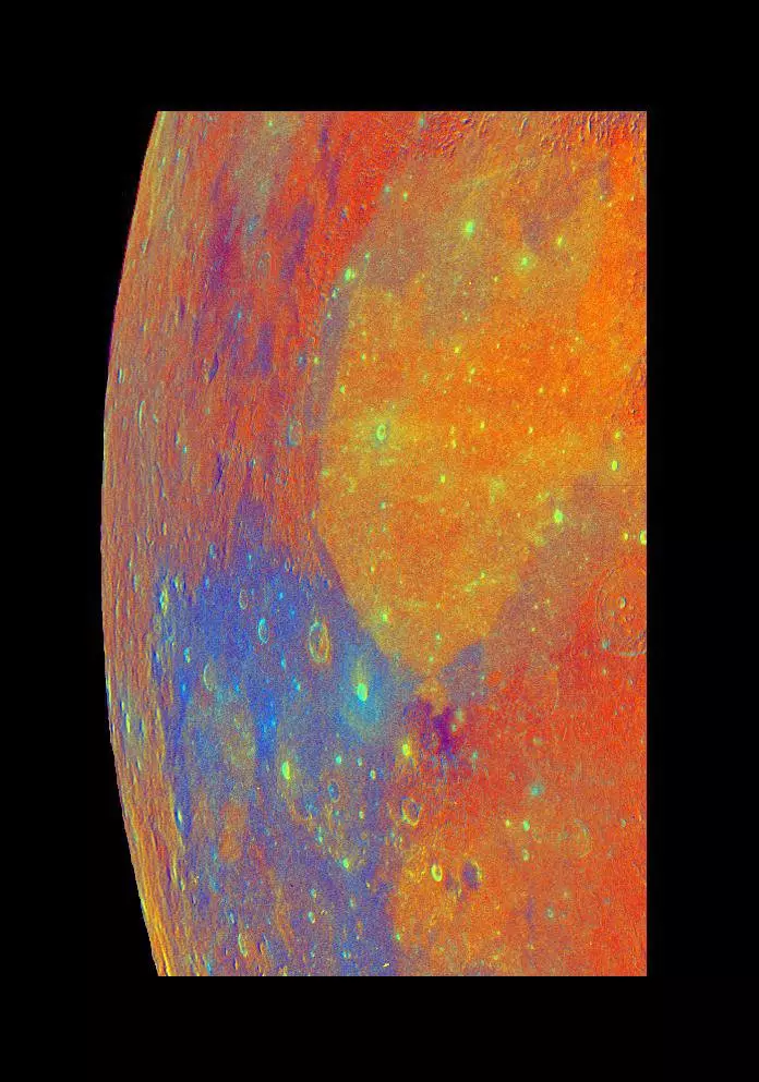 Ibyo NASA ya Technicolor Mosaic Amashusho Yukwezi Birashobora Kutwigisha Kubireba Ukwezi 22222_3