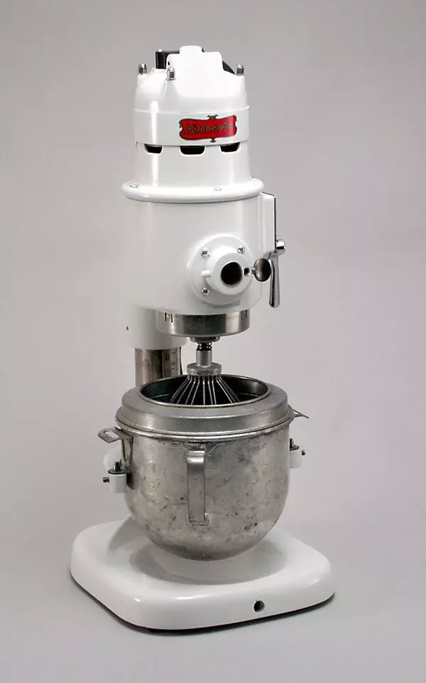 Da 100 anni KitchenAid è il marchio stand-up di robot da cucina