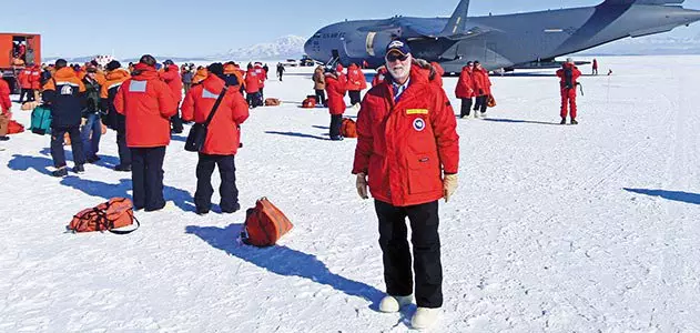 G Wayne Clough na Antarktiki