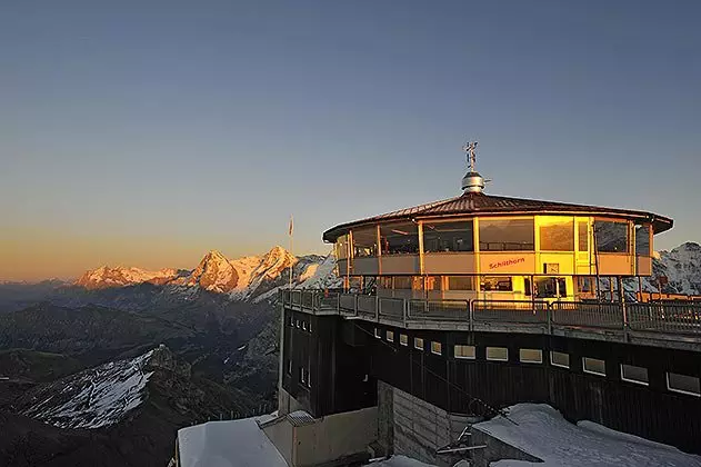 Gimmelwald Schwäiz Schilthorn Cableway