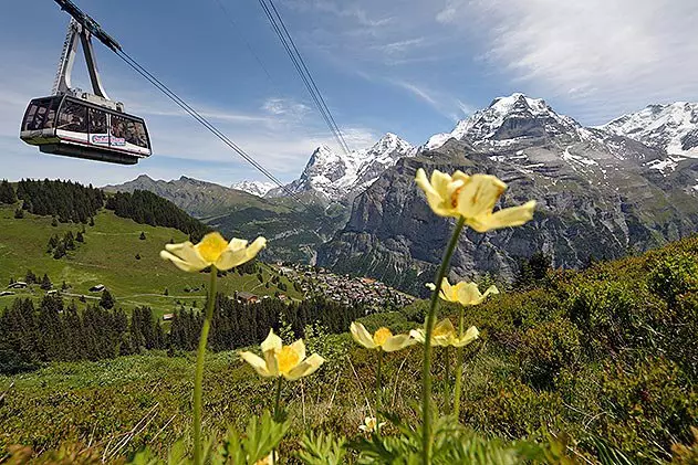 Gimmelwald Swîsre Schilthorn Cableway