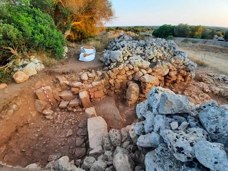 Pemandangan dinding Son Catlar