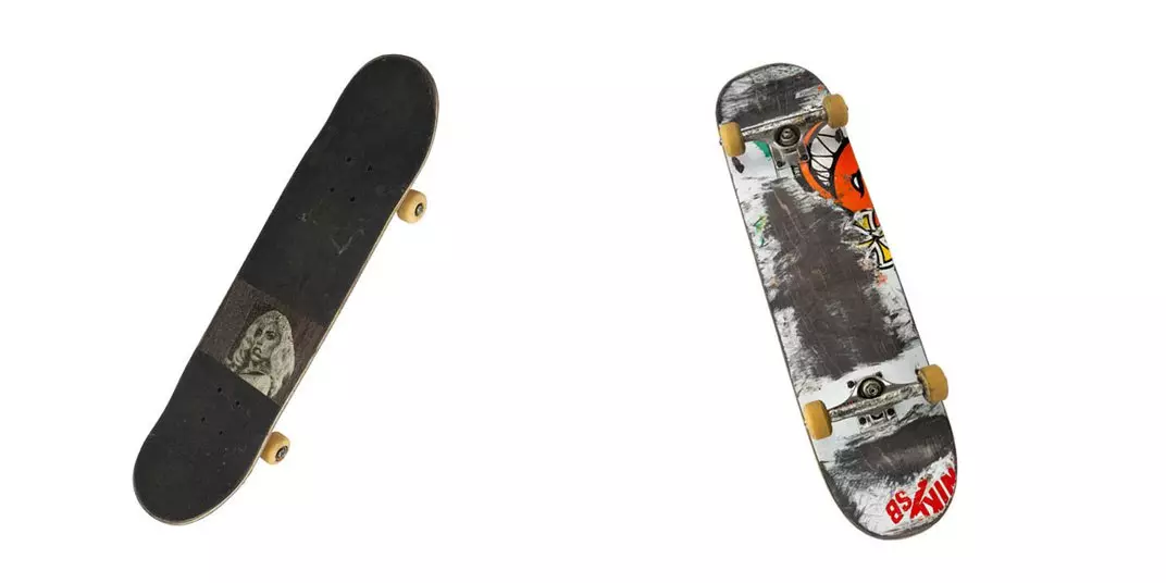 Top og bund af skateboard, med billede af Lady Gaga på toppen