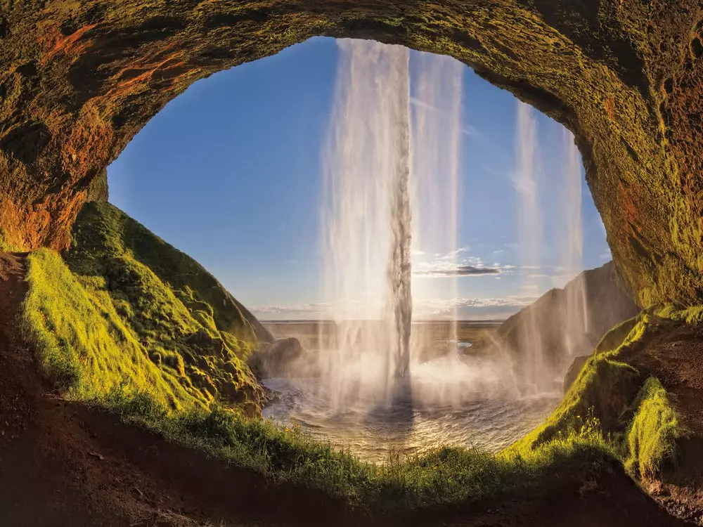 Seljalandsfoss Waterfall