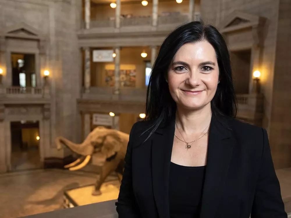 La nouvelle scientifique en chef du National Museum of Natural History, le Dr Rebecca Johnson (Kate D. Sherwood, Smithsonian Institution)