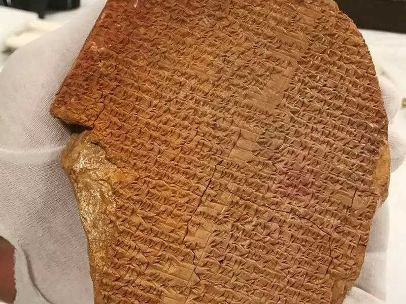 Táibléad cuneiform annamh forghéillte ag Hobby Lobby