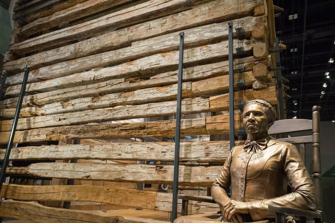 Exclusive Photography From Inside the African American History Museum Offers a Hint of What Is to Come 23038_21