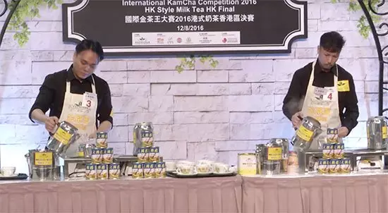 Binne Hong Kong se jaarlikse melktee-kompetisie 23082_2
