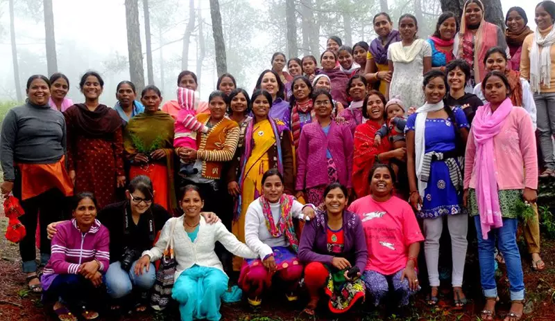 De onverschrokken leraren die internettoegang bieden aan vrouwen op het platteland van India 23088_2