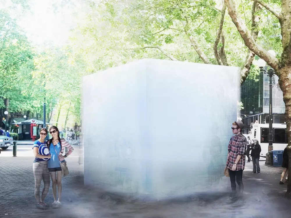 Besjoch in 10-ton Ice Cube Melt op in Seattle Square