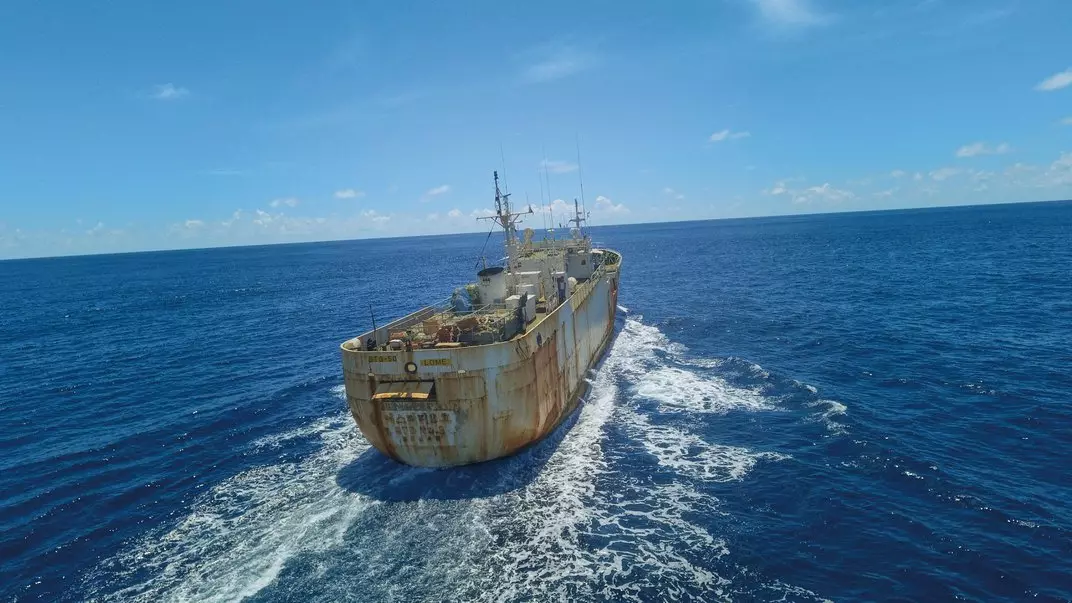 STS-50 ang illegal fishing vessel