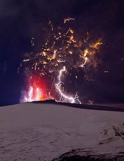 Zvatinoziva Kubva kuIcelandic Volcano 23356_2