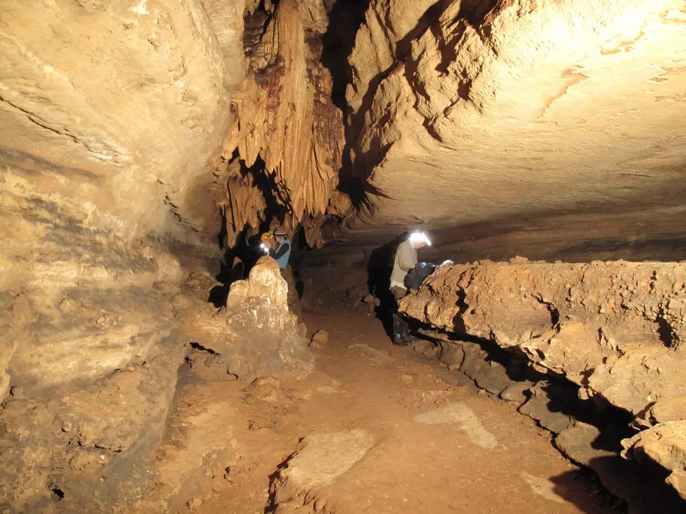 Les formations de grottes contiennent des indices sur les anciens tremblements de terre