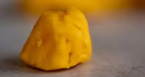 Farebný tvarohový syr