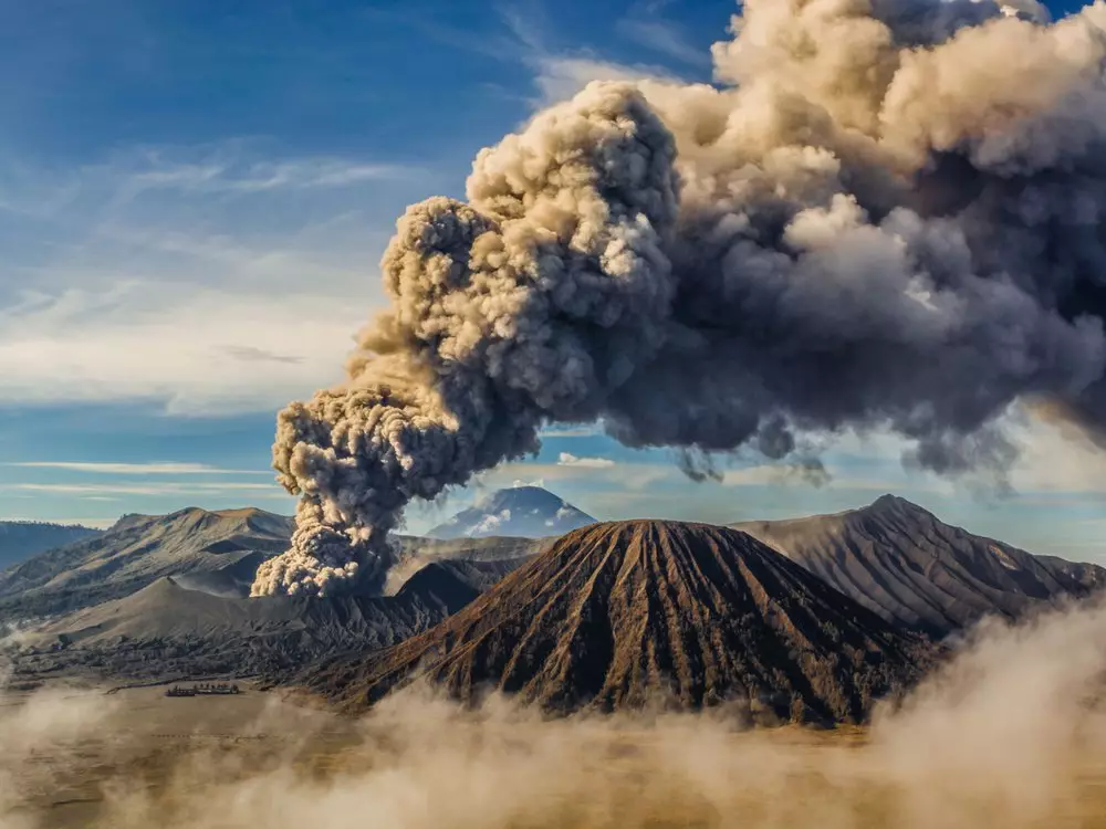 Kulipuka kwa Volcano