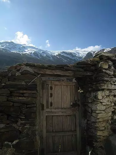 Ojo ni Spain Duro Ni pataki lori awọn... Sierra Nevadas? 23559_4