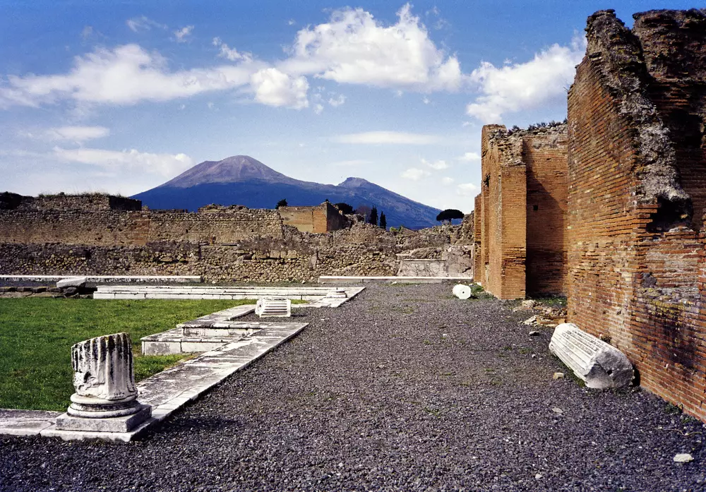 Af hverju fornleifafræðingar og eldfjallafræðingar stangast á við uppgröft í Pompeii