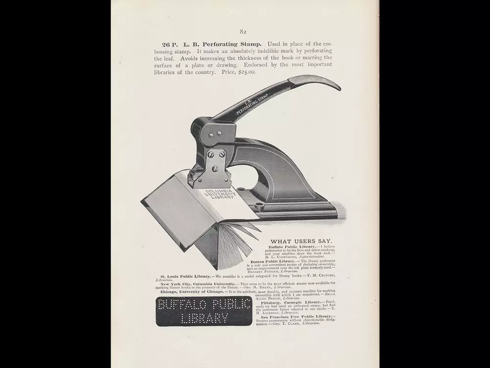 매사추세츠주 보스턴 도서관국 도서관국 도서관부의 분류 그림 카탈로그(1899), 82페이지, 천공 우표. (스미소니언 도서관 및 기록 보관소)