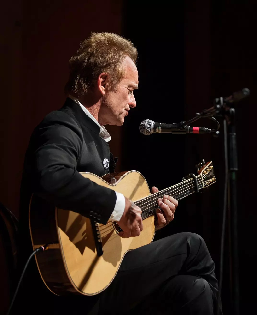Ünlü Müzisyenler Sting ve J. Ralph, Sosyal Adaleti Şarkı Yoluyla Yaydılar
