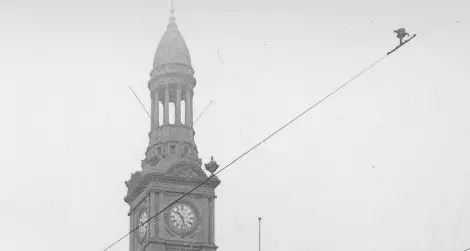 Ny Lalàna Anti-Skyscraper izay namorona an'i Sydney, Aostralia