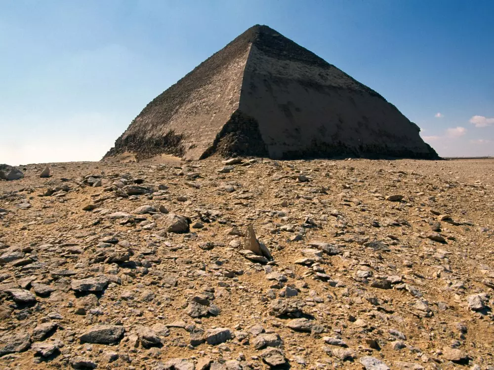 Ägypten mécht seng 'Bent Pyramid' fir d'éischte Kéier a méi wéi 50 Joer op