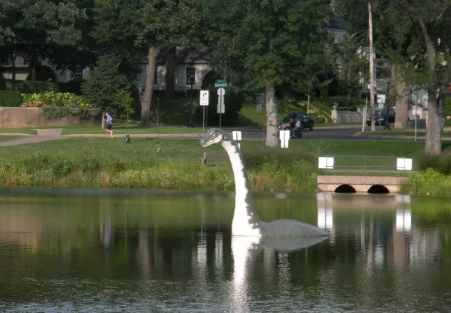 Minne el monstruo del lago, Minneapolis, Minnesota