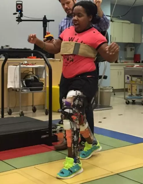 Robotic Exoskeleton iyi Imathandiza Ana Odwala Matenda a Cerebral Palsy Kuyenda Mowongoka