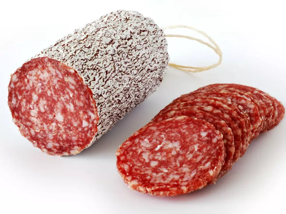 Tá Iarsmalanna Do Gach Rud - Fiú Salami